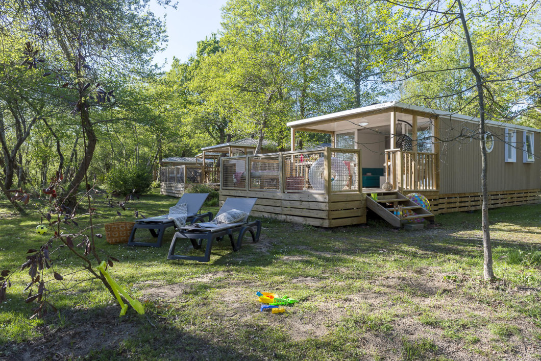 Camping 5 étoiles | Luxe et haut de gamme | Parc aquatique Premium