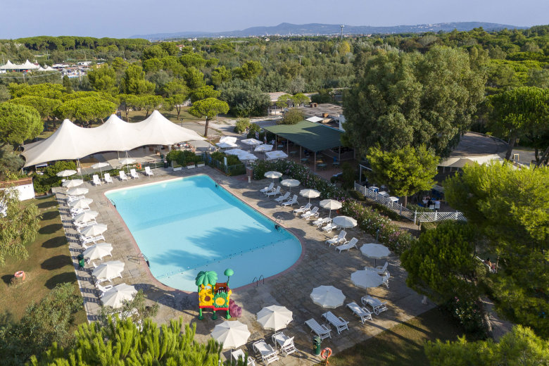 Campsites Italy | 4 and 5 stars with water park | Campings.Luxury