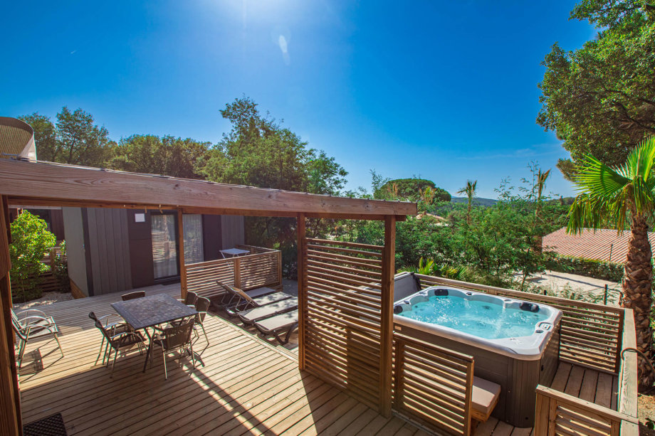 Camping Grimaud | 4 et 5 étoiles avec parc aquatique